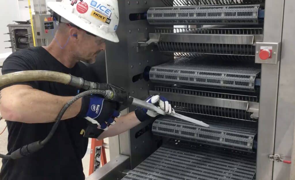 Dry Ice Blast Cleaning - dryiceBlastCleaning